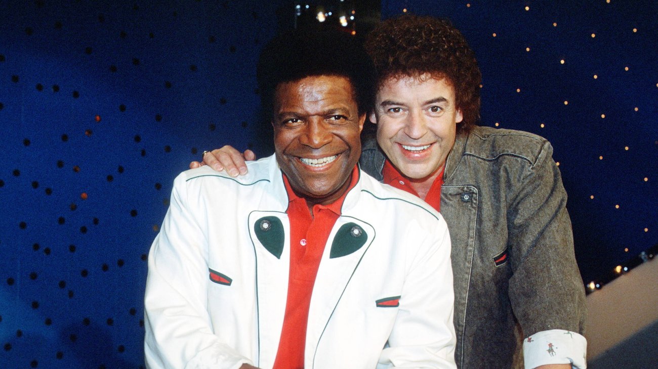Finde raus, ob du ein echter Schlager-Nerd bist: Dieses Quiz mit 10 ...